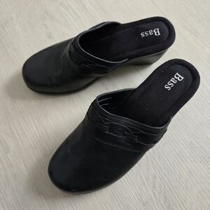 Bass | Shoes | Bass Black Leather Clogs Sz 7m | Poshmark